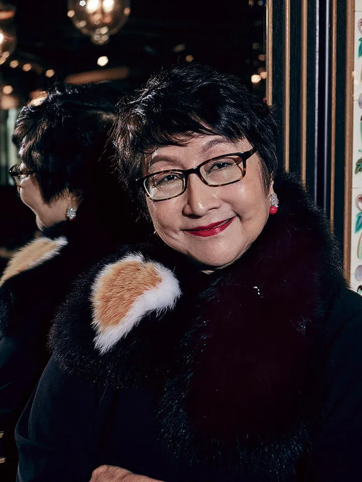 Get Up Close And Personal With Violet Oon And Her Stylish Family ...