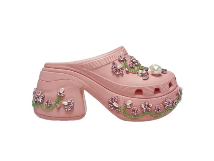 10 Fashion-Forward Clogs To Up Your Shoe Game This Season | Harper's ...