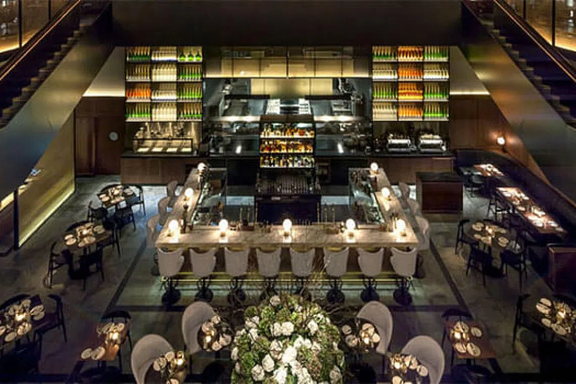 These Are The Most Beautiful Bars And Restaurants Around The World ...