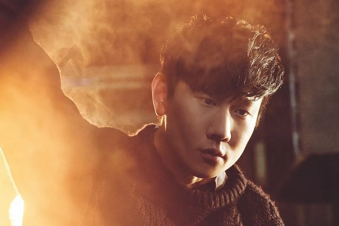 Singer JJ Lin Receives 'Special Gift' From Shuttler Loh Kean Yew ...