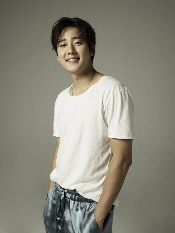 Kevin Woo Of U-Kiss On K-Pop, Hollywood And New Music | Harper's Bazaar ...