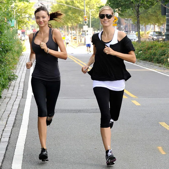 How Miranda Kerr Keeps Her Body In Great Shape - Harper's Bazaar ...