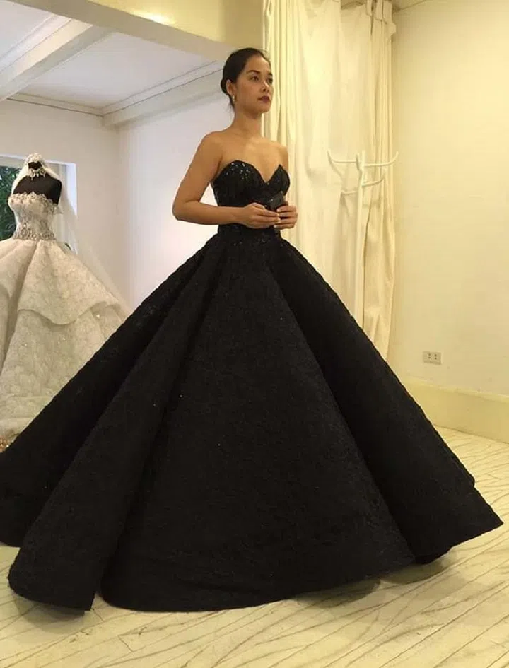 These Incredible Photos Will Make You Rethink An All Black Wedding ...