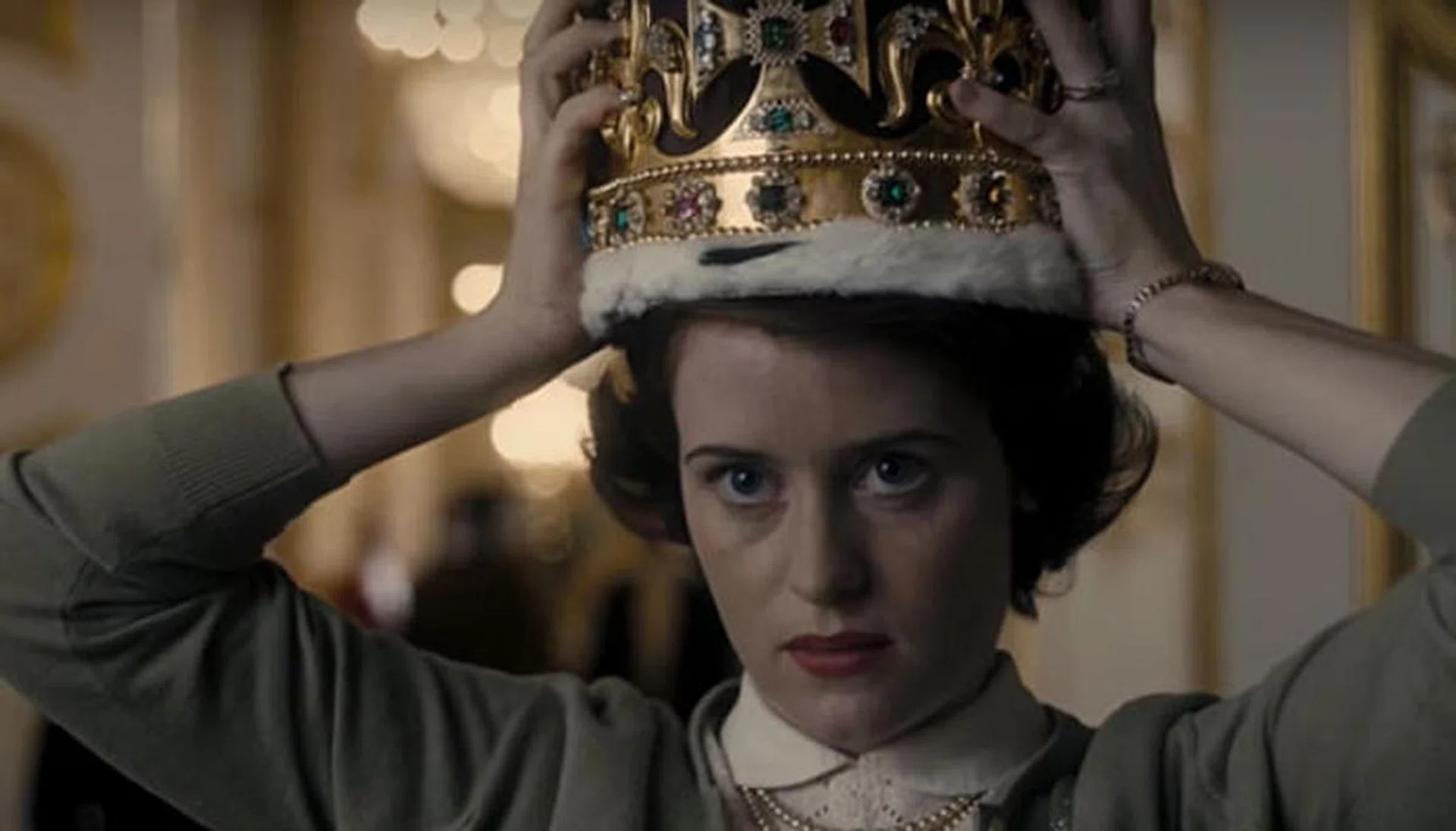 The First Look At Netflix's $156-million Show About Queen Elizabeth ...