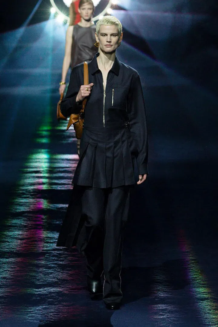 Song Hye-kyo, Greg Hsu And The Quintessential Fendi Woman For Fall ...