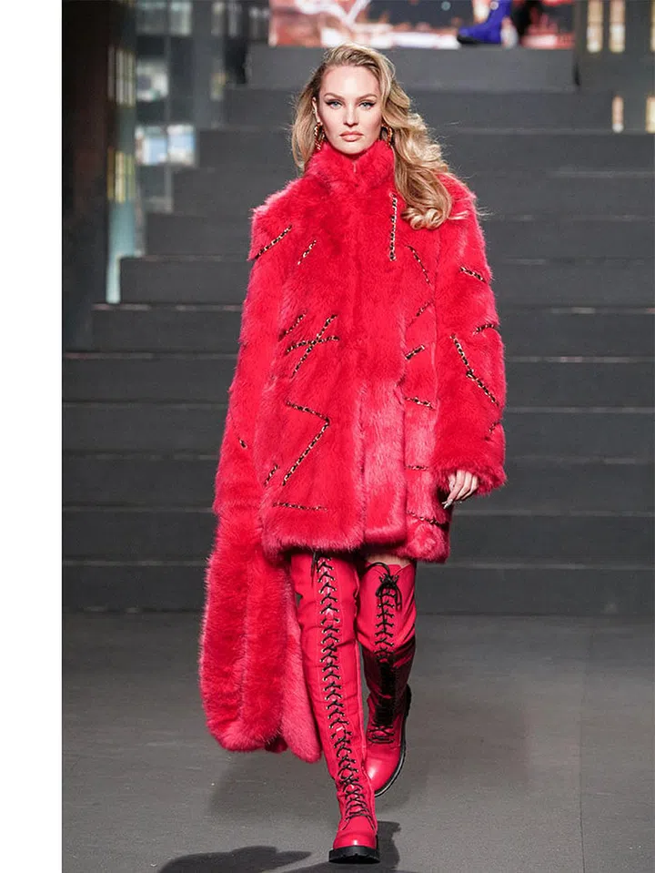 10 Best Looks From The Moschino X H&M Collaboration Runway Show ...