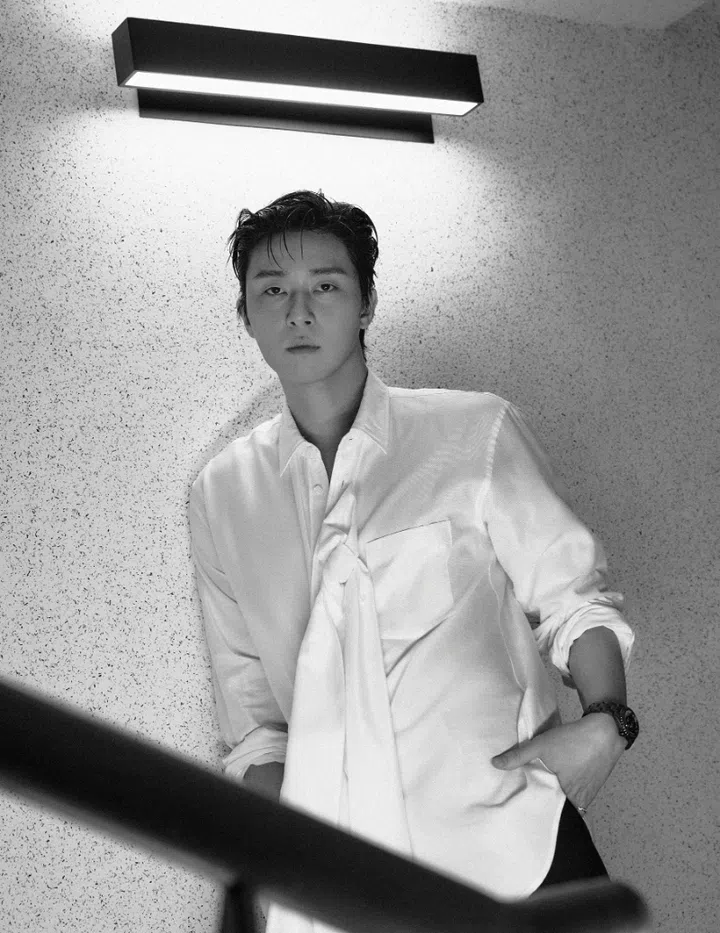 The Many Faces Of Park Seo Jun | Harper's Bazaar Singapore