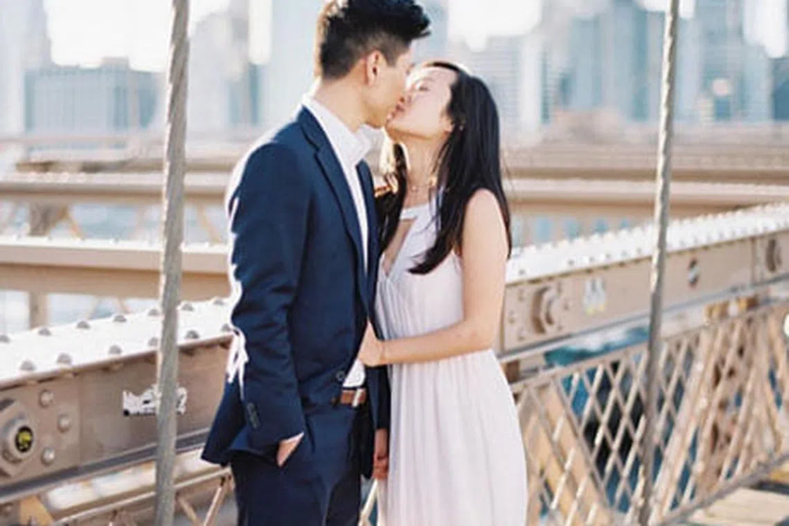 Urban romance! 10 beautiful bridal portraits shot in the city - Her ...