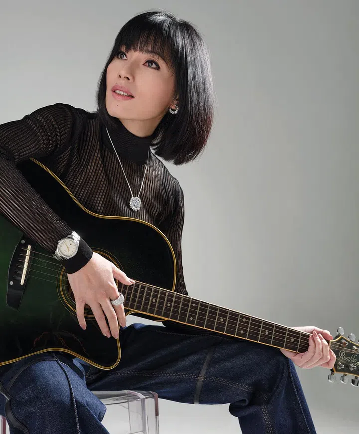 Why Sharon Au left Singapore, and stays so positive - Her World ...