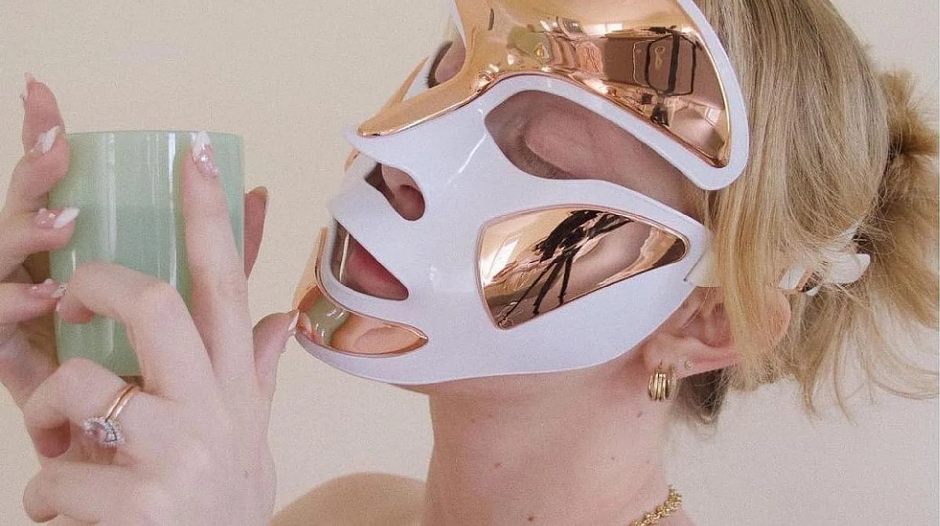6 best at-home facial devices to mimic in-clinic treatments - Her World ...