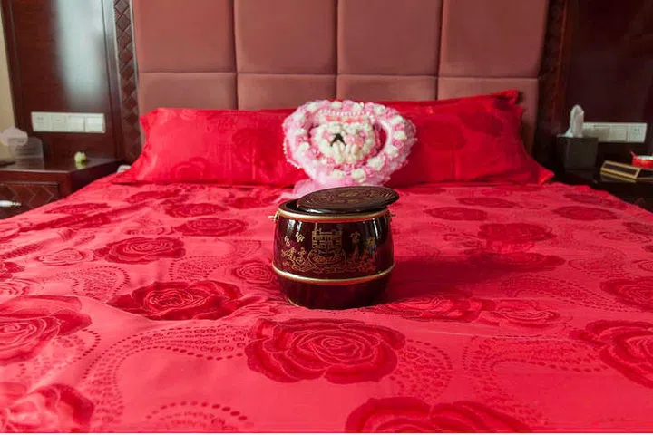 8 traditional Chinese wedding taboos couples should know - Her World ...