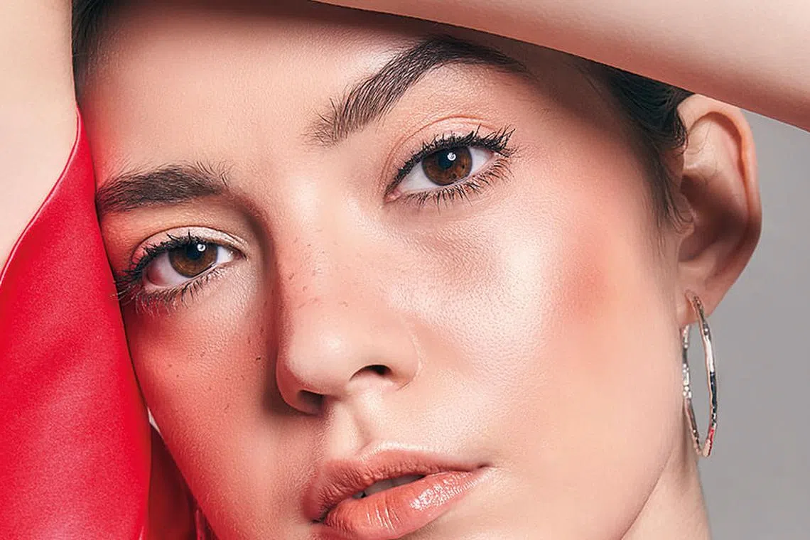 4 different ways to wear blusher and how to get the look - Her World ...