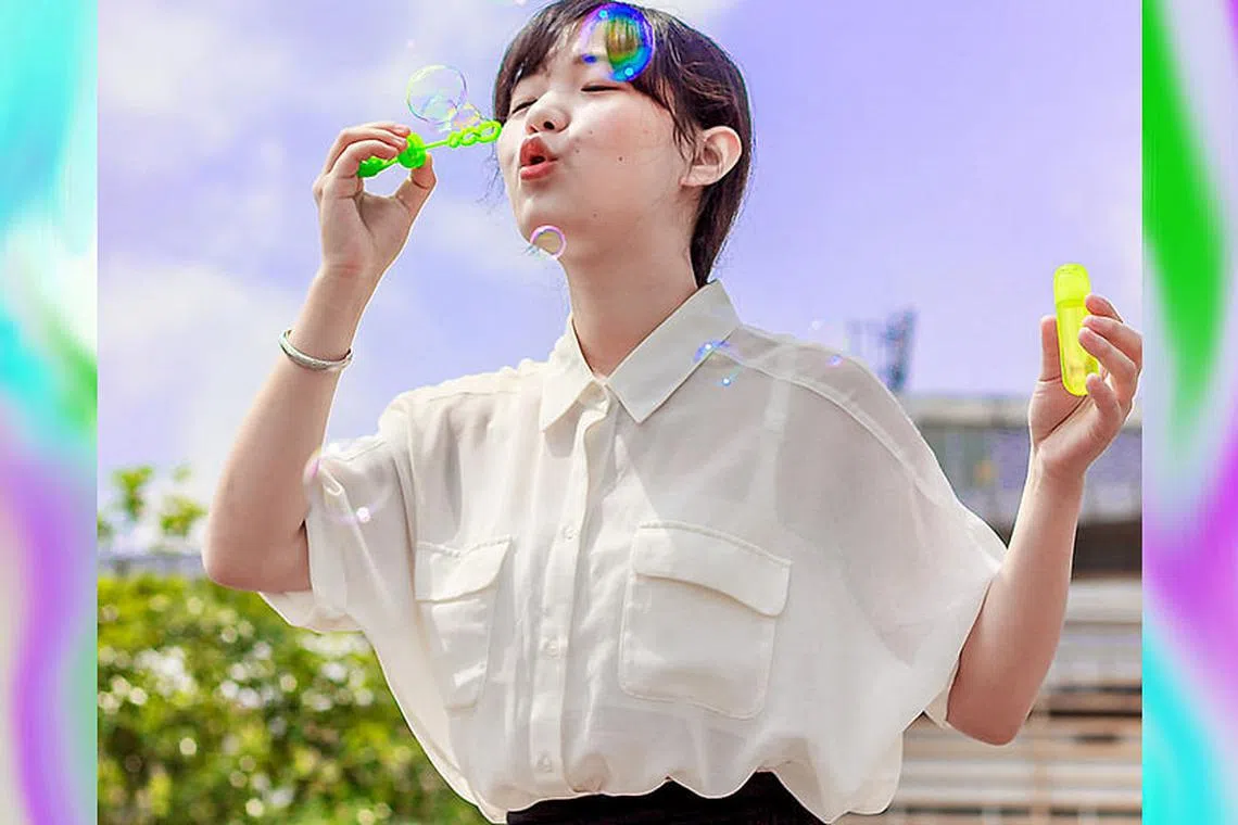 5 tips to reduce sweat stains on clothes - Her World Singapore | Her ...