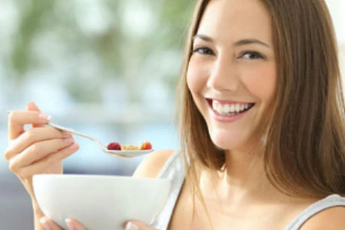 Curb that craving! 6 diet tips for eating less - Her World Singapore ...