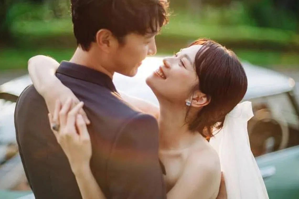 Celebrity couple Felicia Chin and Jeffrey Xu tied the knot in an intimate church ceremony | Her ...