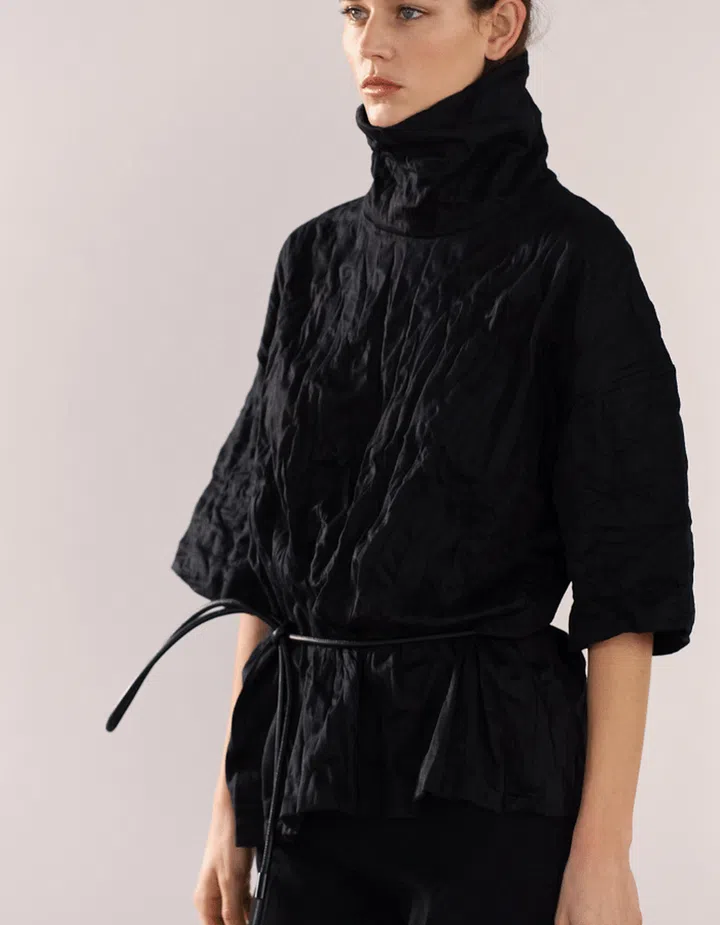 Wrinkled and creased clothing that don't require an iron | Her World ...