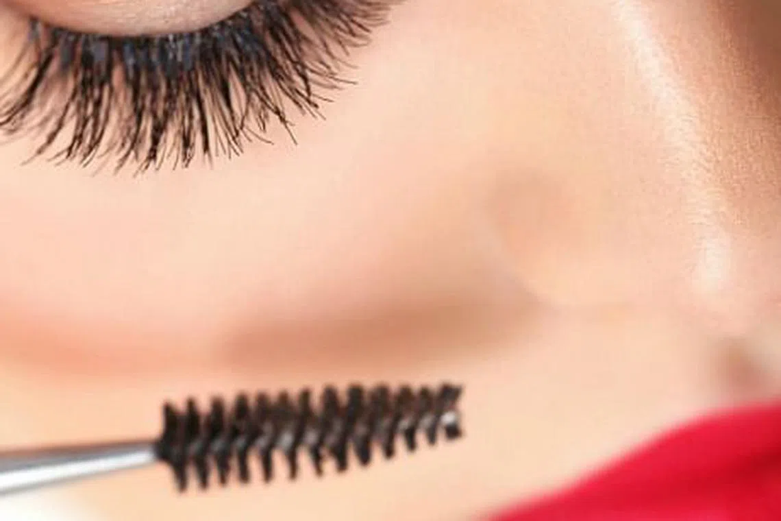 These 5 mascara hacks will leave you with long voluminous lashes, all ...