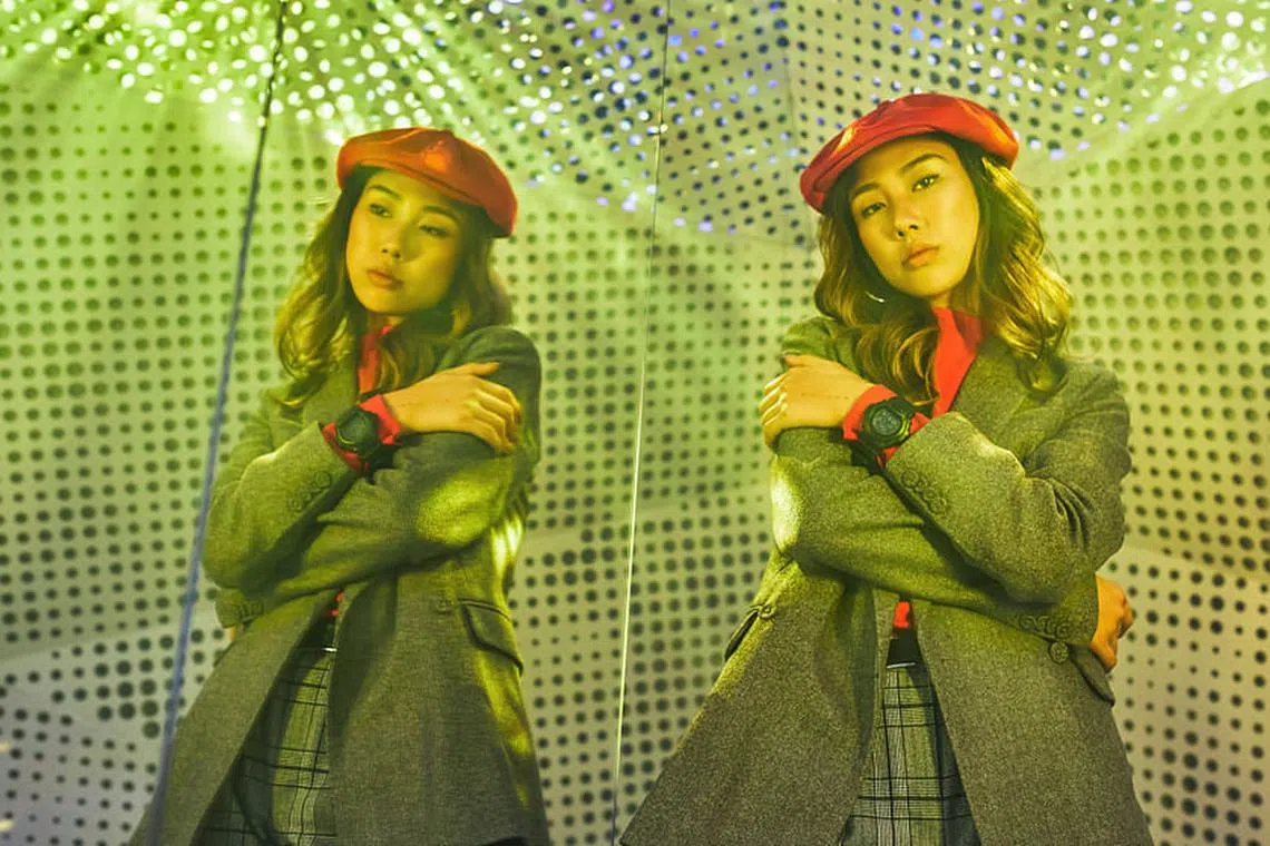 Fashion it girl Mae Tan’s guilty pleasure is a t-shirt and jeans combo ...