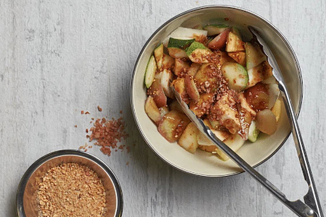 RECIPE: Make rojak in 3 steps - Her World Singapore | Her World Singapore