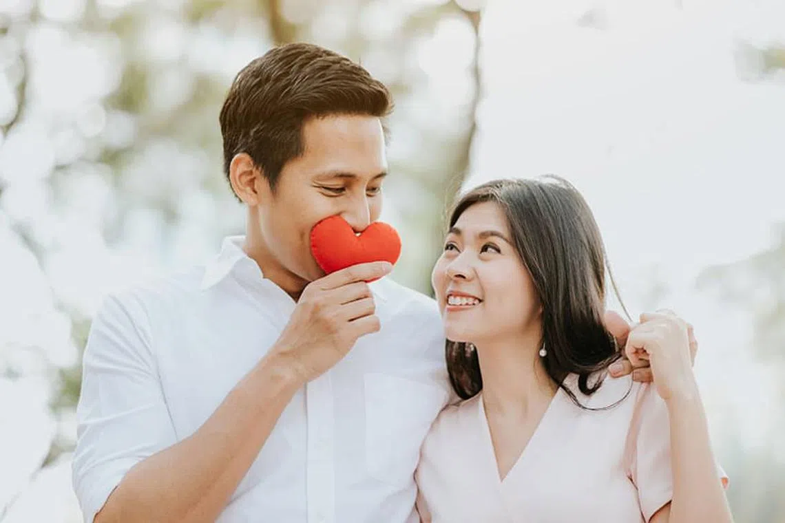 5 things to be aware of when your spouse-to-be's a foreigner - Her ...