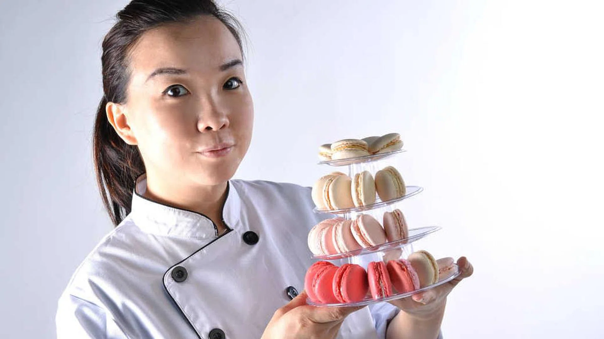 AnnaBella Pâtisserie founder on her halal bakery - Her World Singapore ...
