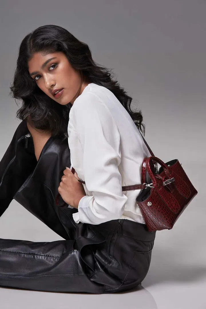 Longchamp's classic Roseau bag will match all your #OOTDs - Her World ...