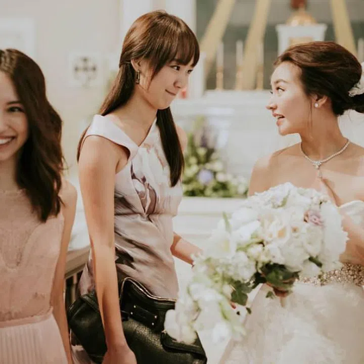 Cheryl Wee & Roy Fong's whimsical wedding banquet at the Ritz-Carlton ...