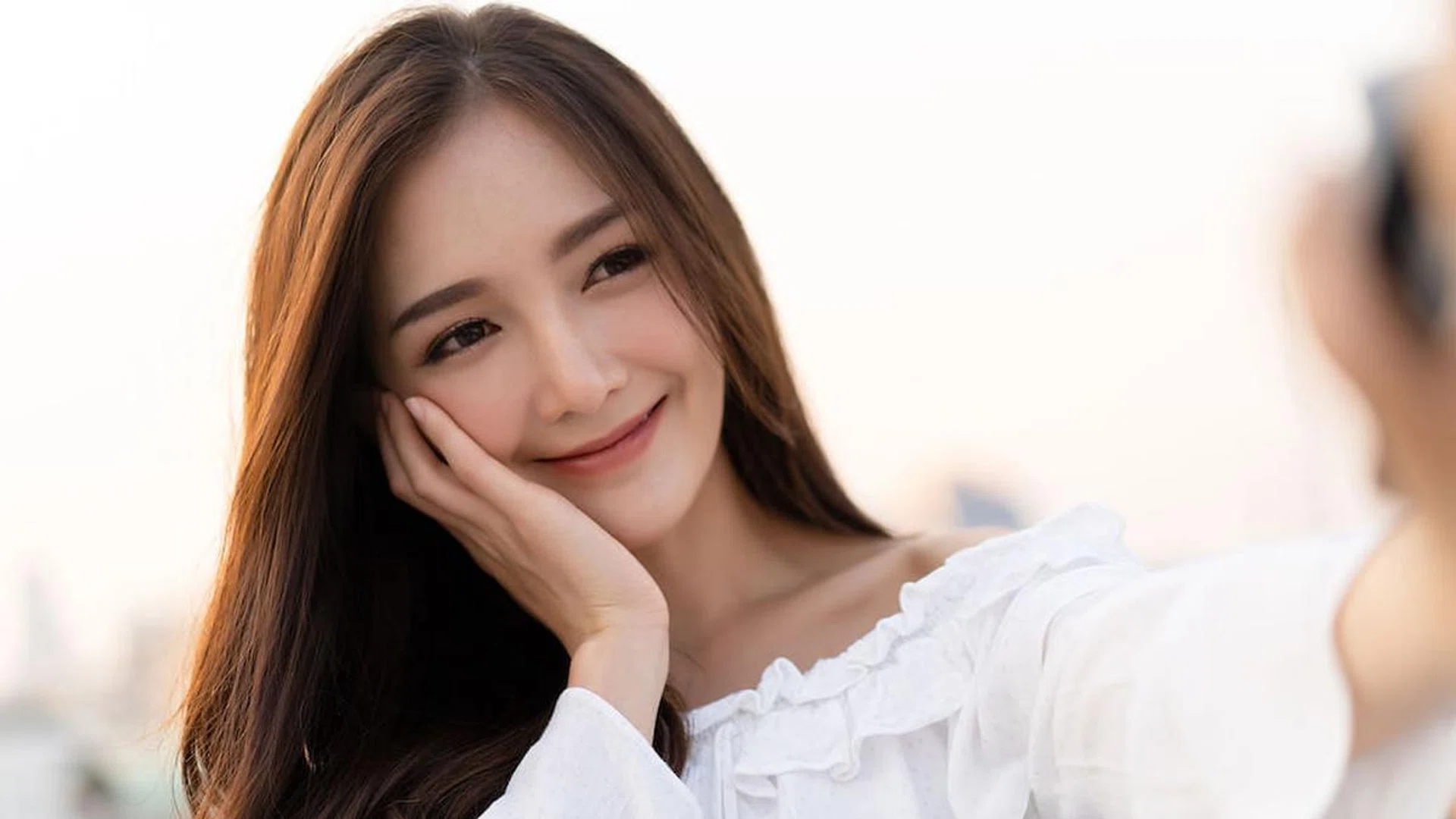 10 sheer base makeup that let your skin breathe - Her World Singapore ...