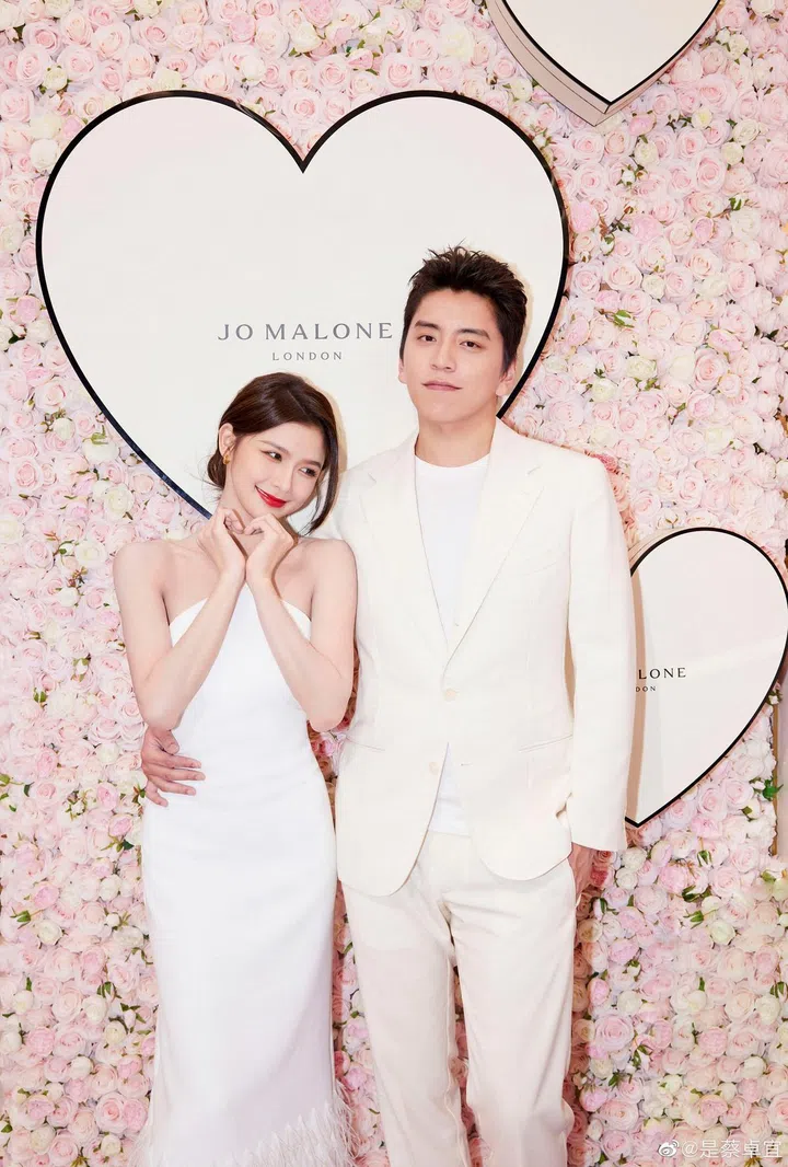 Has Taiwanese actor Darren Wang split from Malaysian singer Joey Chua ...