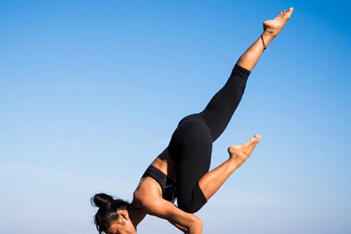 Are you up for alien yoga, the latest fitness trend on Instagram? - Her ...