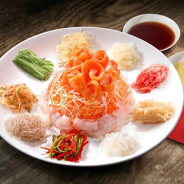 15 auspicious Yu Sheng to ring in the year of the pig - Her World ...