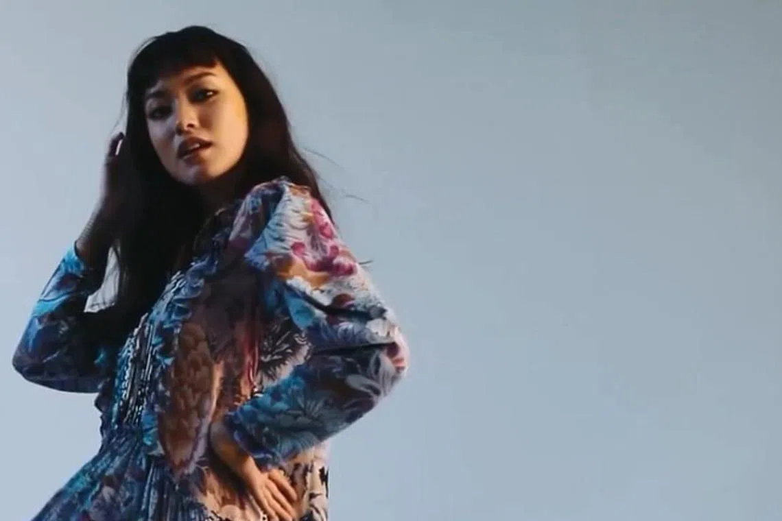 Go behind-the-scenes with our September cover star, Hanli Hoefer - Her ...