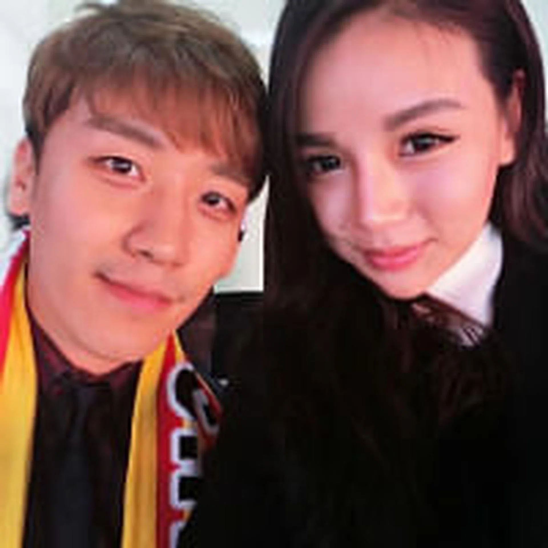 See Singapore socialite Kim Lim’s selfies with BigBang's Seungri - Her ...