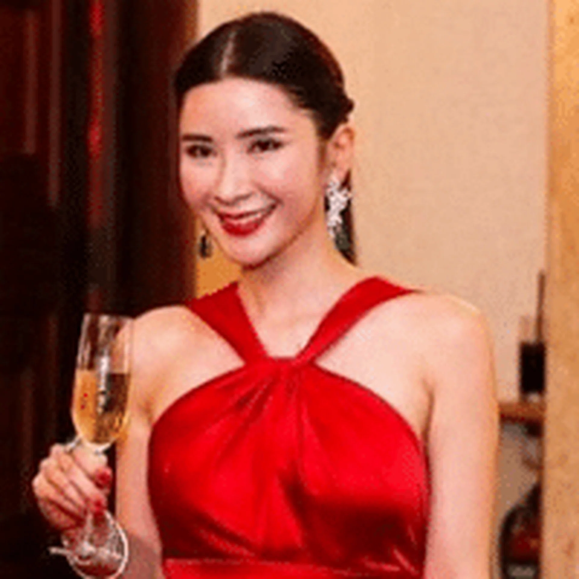 How Instagram star Jamie Chua reacts to her fashion twin at ICON Ball ...