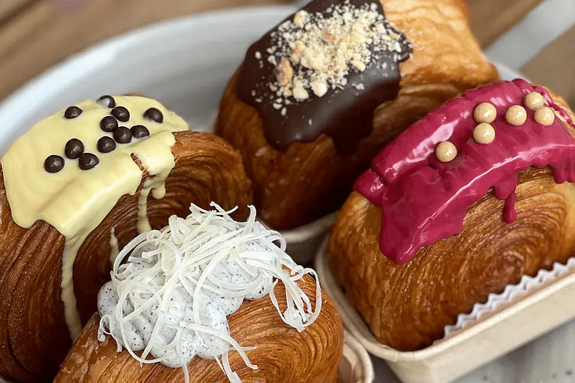 Here Are 7 Places To Get The Viral Circular Croissants | Her World ...