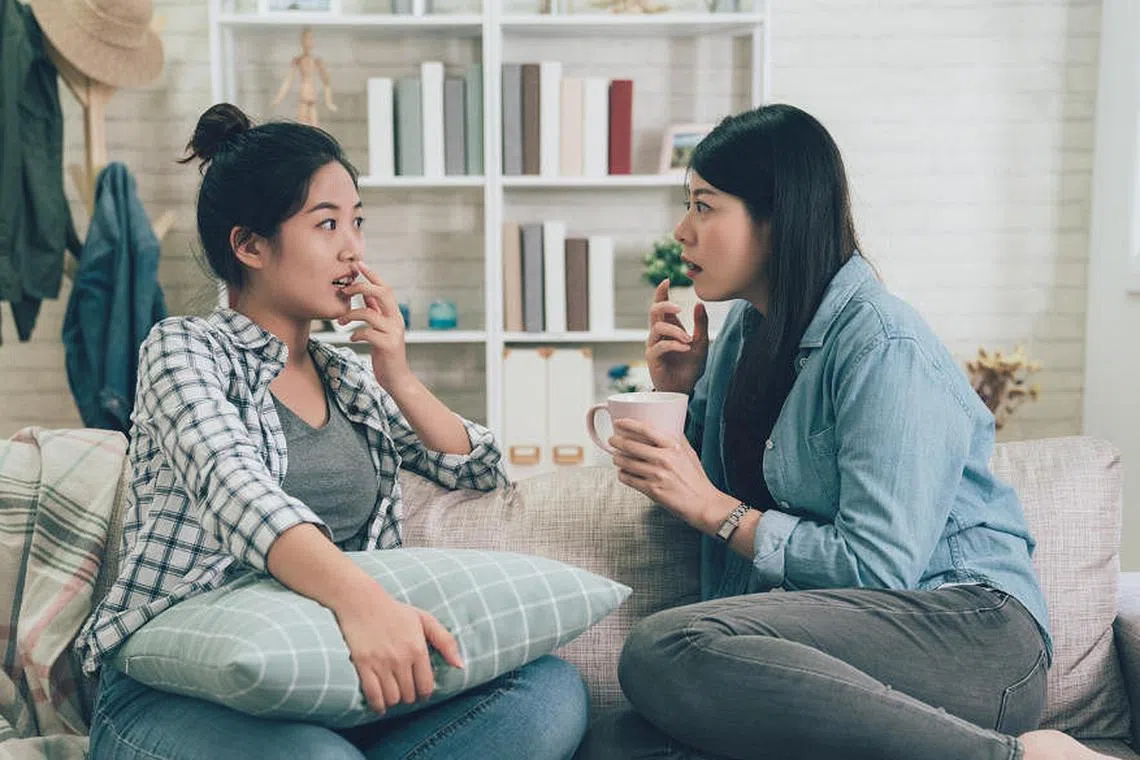 How to make up with a friend you fell out with - Her World Singapore ...