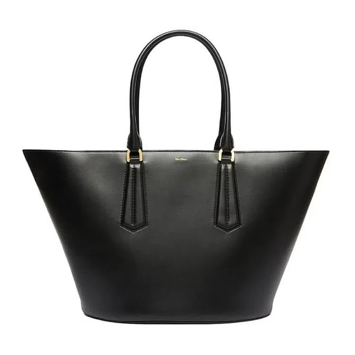 How The 'Ludicrously Capacious' Bag Is The Bag We Need | Her World ...