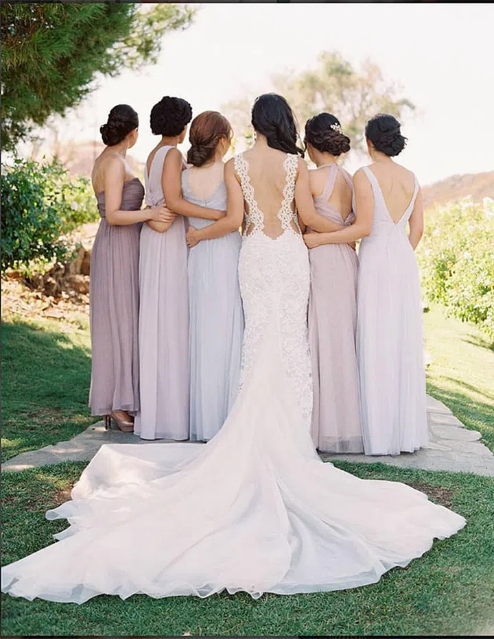 10 inspiring portraits with the bride and her bridesmaid - Her World ...