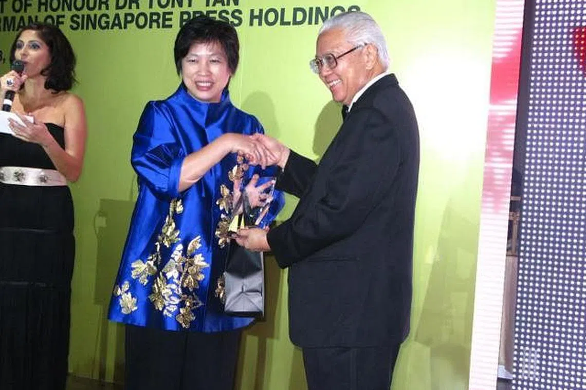 Mrs Lim Hwee Hua Honoured At Her World's 50th Anniversary And Woman Of ...