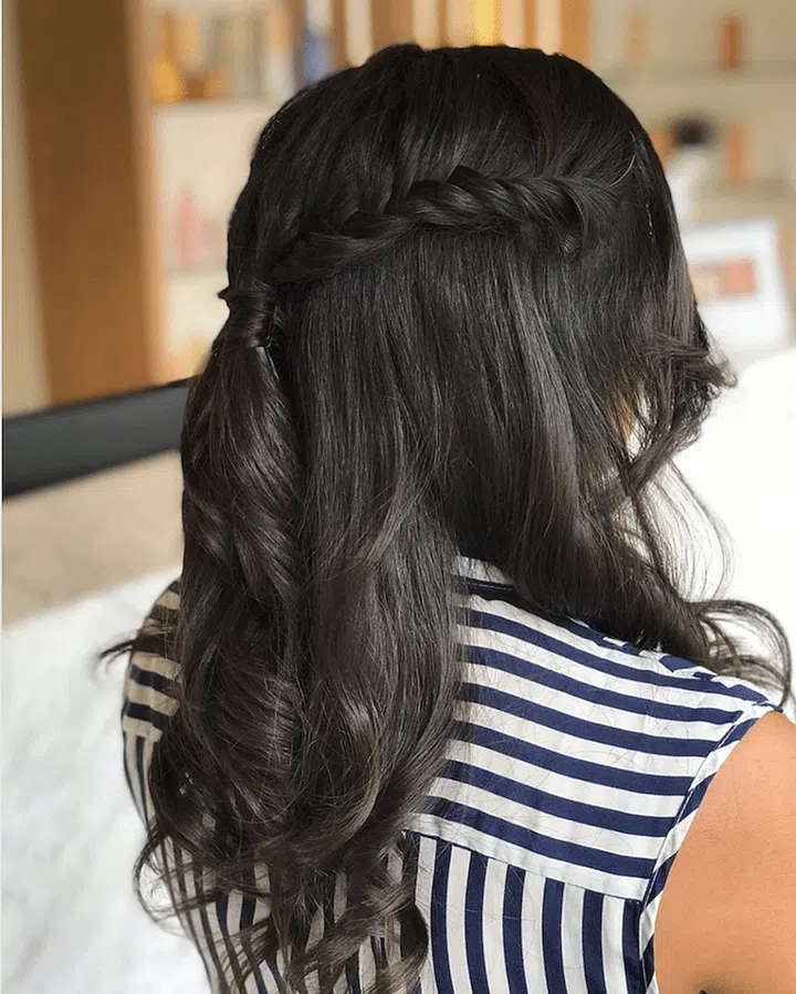 33 chic half-up hairstyles for all occasions - Her World Singapore ...