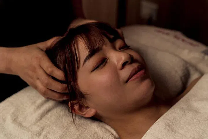 12 spas in Singapore for the best relaxing massage treatments - Her ...
