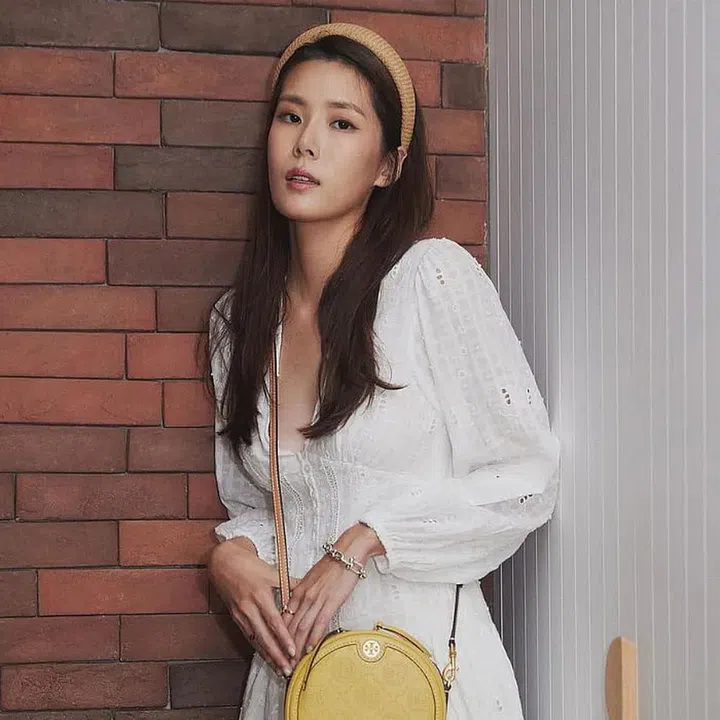 NDP Outfit Inspo From Celebs Like Fann Wong And Jeanette Aw | Her World ...