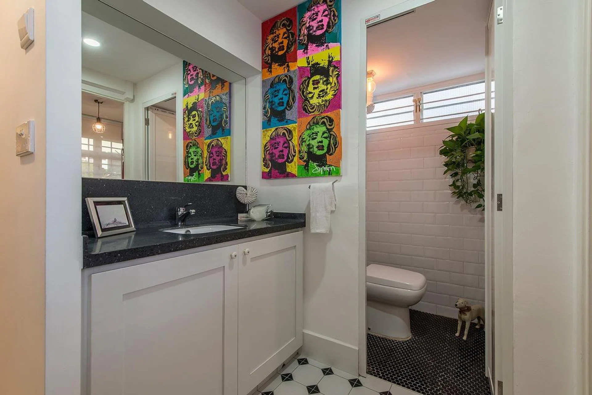 House Tour: A 3-room HDB flat in Holland Village decorated with cool ...