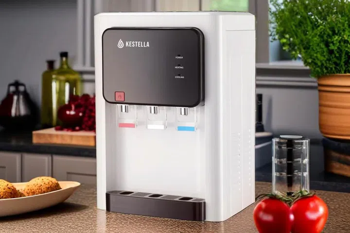 11 Best Water Dispensers: Hot and cold water dispensers in Singapore ...