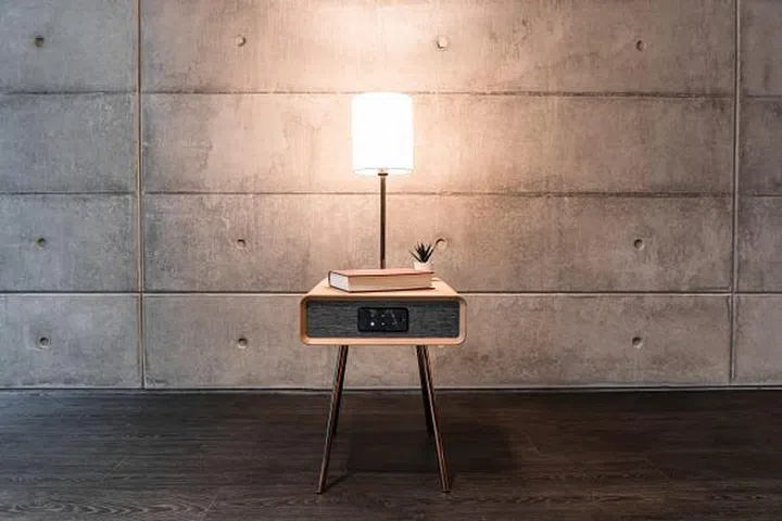 11 Best Smart Side Table with Wireless Charging: IKEA, IUIGA, etc ...
