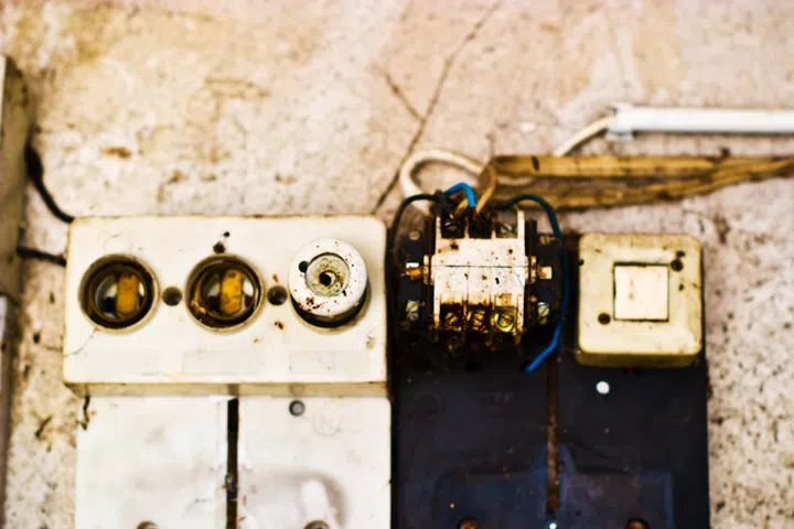 12 HDB Electrical Works & Electrical Loading Rules | Home & Decor Singapore