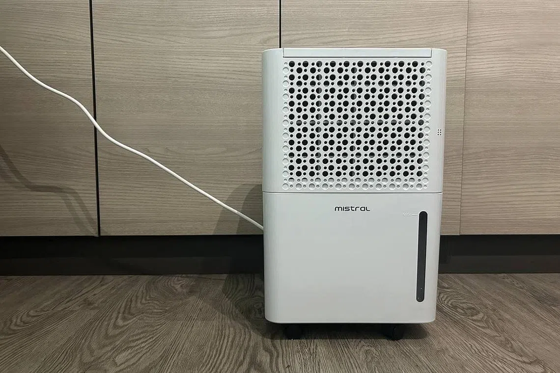 Mistral Dehumidifier with Ionizer and UV Review (MDH1022) | Home ...