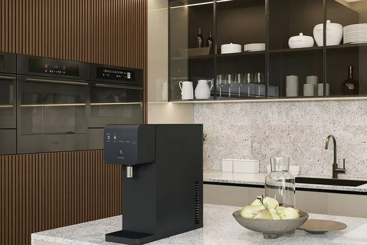 11 Best Water Dispensers: Hot and cold water dispensers in Singapore ...