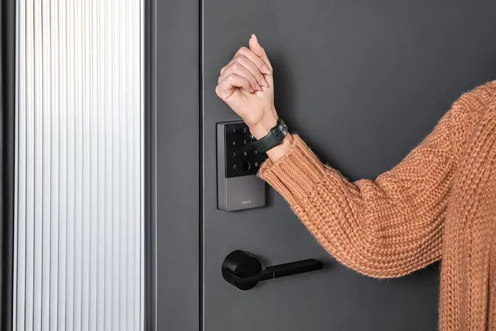 13 Best Digital Door Lock with Camera in Singapore | Home & Decor Singapore