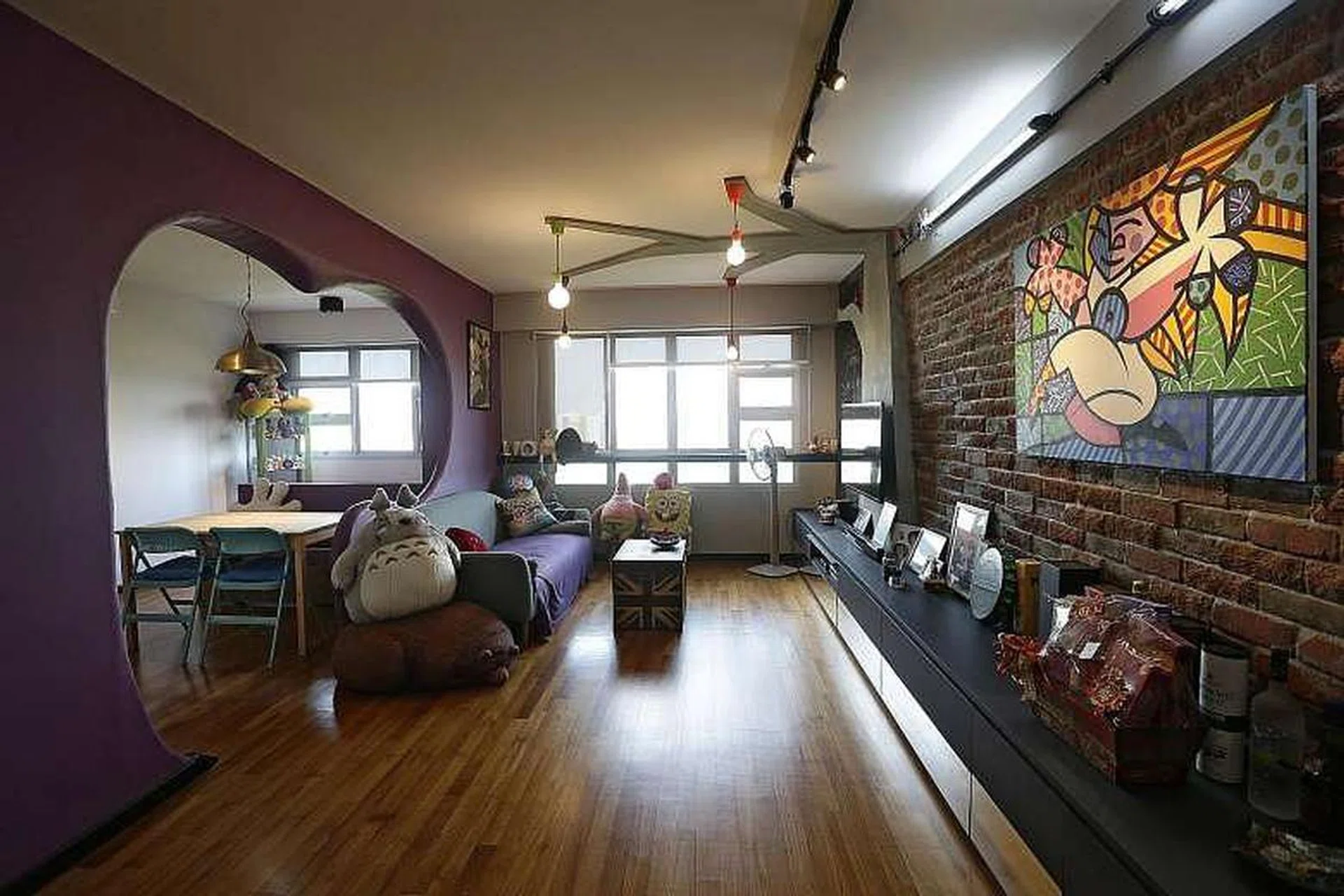 House Tour: An eclectic look for this personalised 4-room HDB flat ...